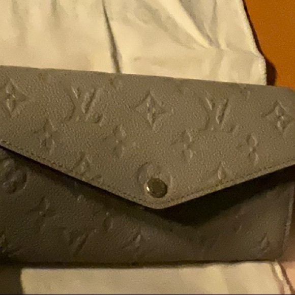 Louis Vuitton | Bags | Louis Vuitton Sarah Wallet Turtledove Color New ...